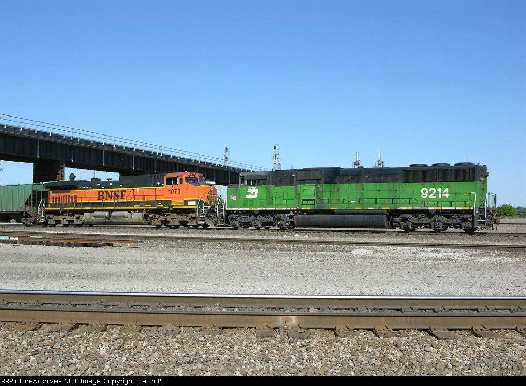 BNSF 1073 and 9214